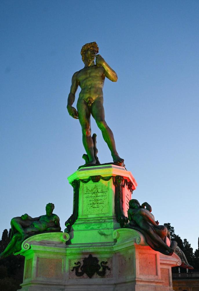 FIRENZE, Illuminata col tricolore in onore di Sinner